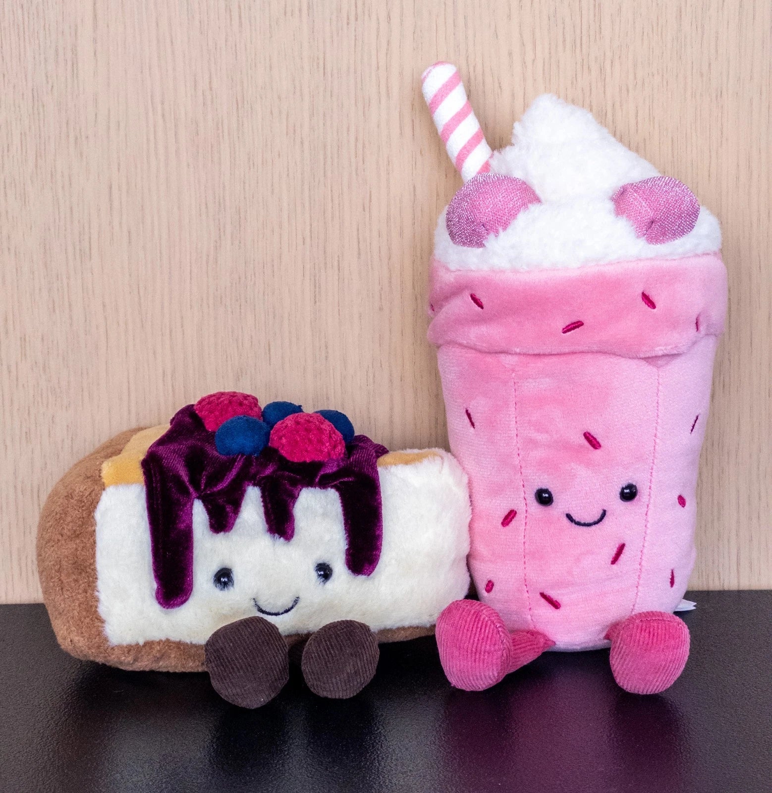 Aurora 8" MILKY TEA BOBA – EMILIA GEORGE®